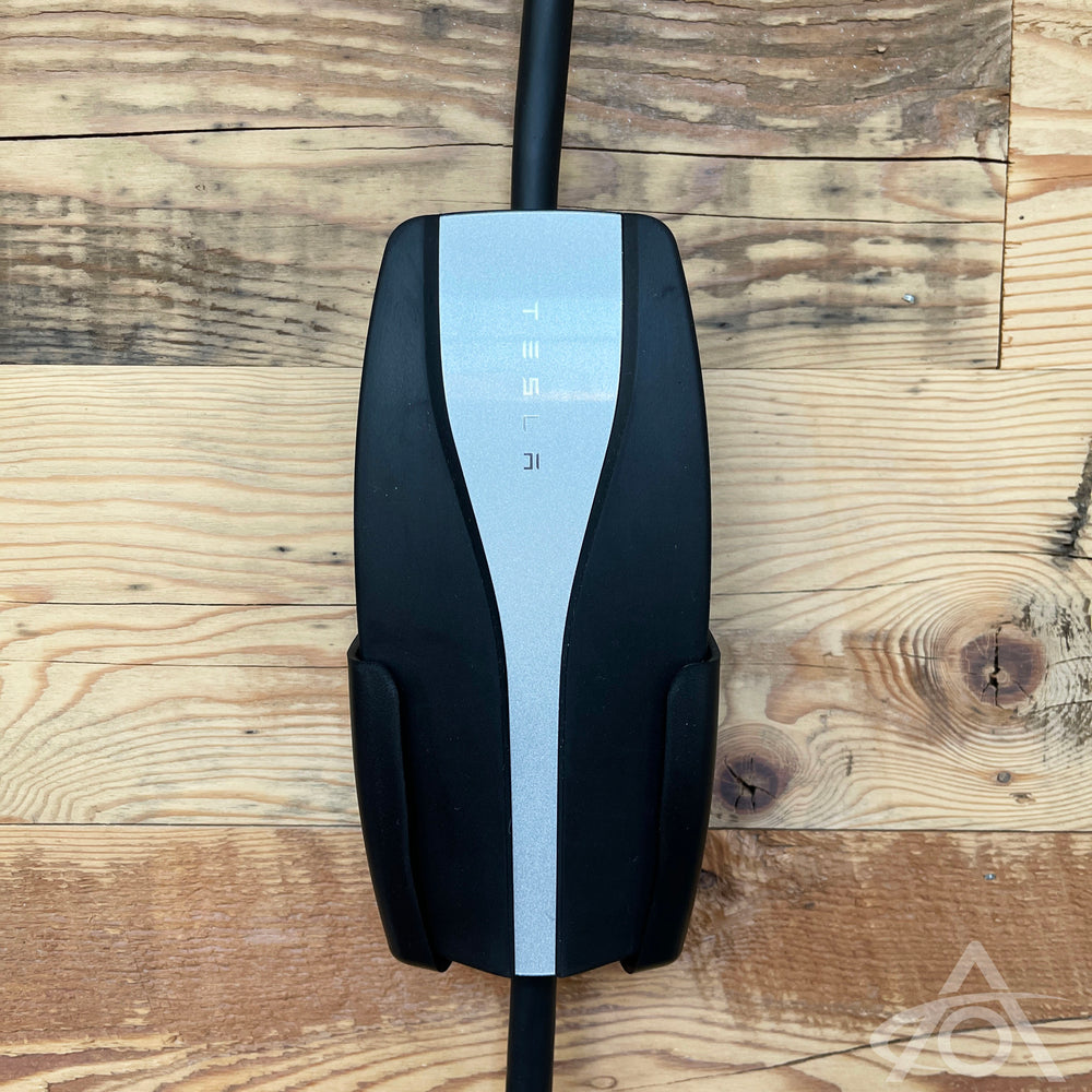 Mobile Connector Wall Mount & Cable Organizer